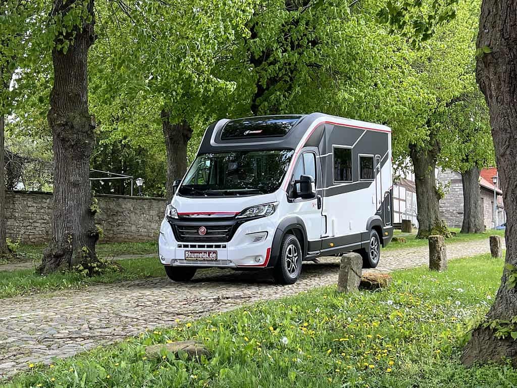 Challenger X 150 und X 250 kompakt und elegante Reisemobile jetzt neu ...